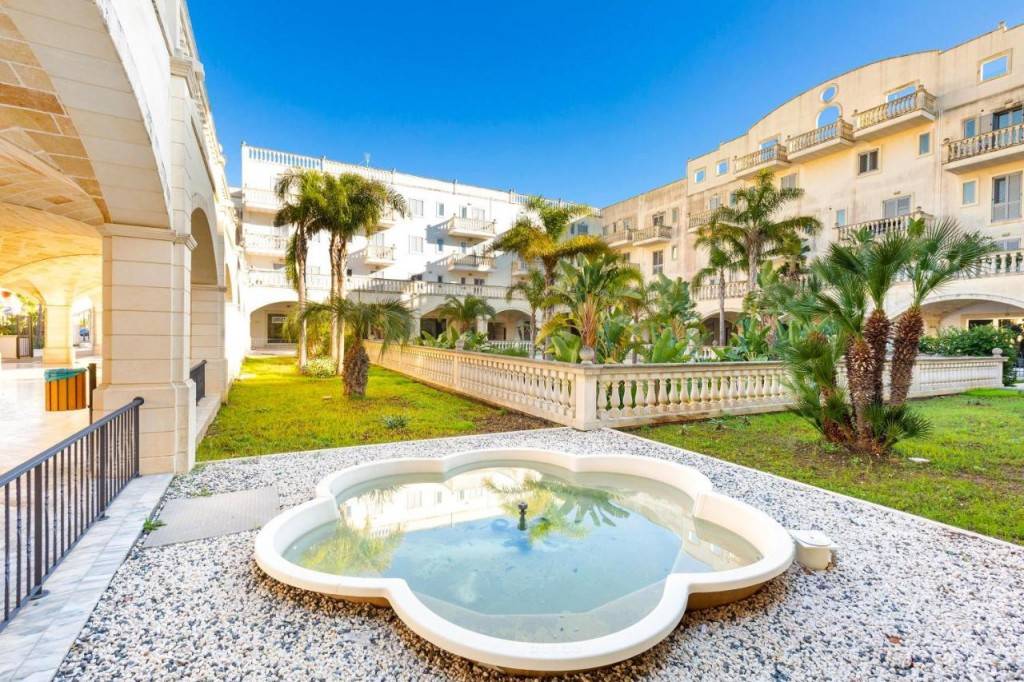 90 M² Apartment ∙ 2 Bedrooms ∙ 8 Guests - Gallipoli
