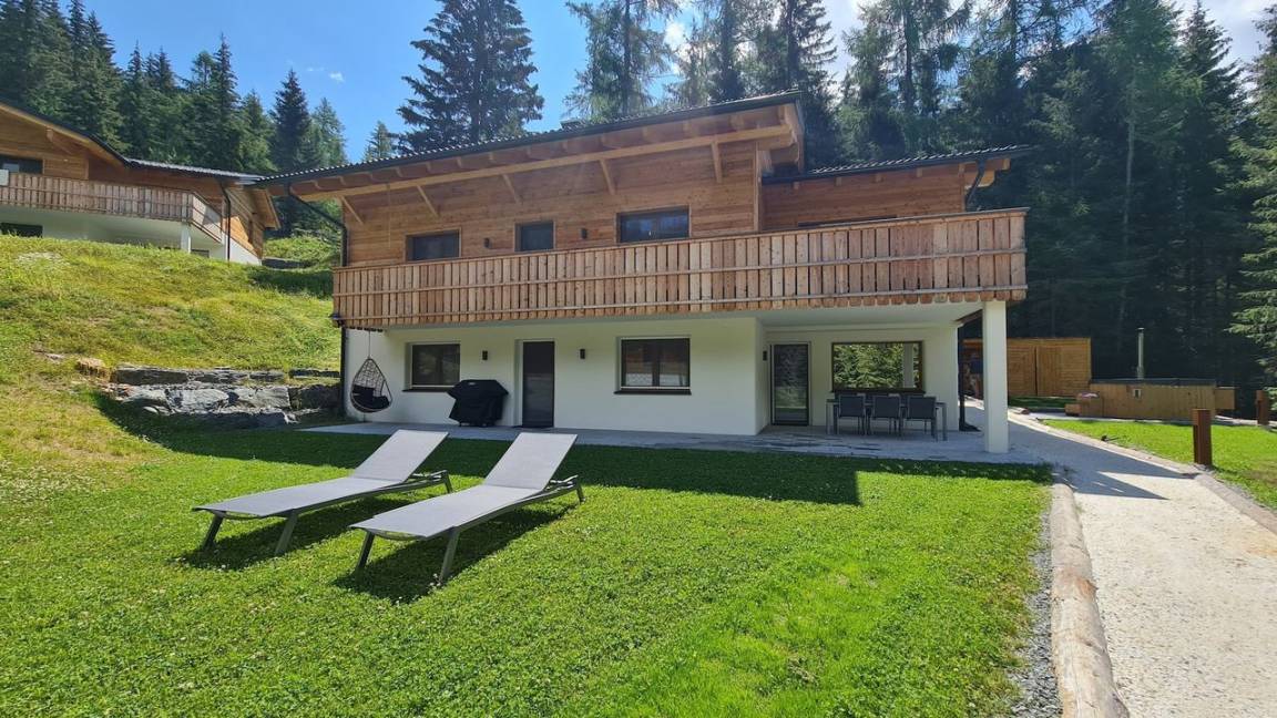 165 M² Ferienwohnung ∙ 3 Schlafzimmer ∙ 8 Gäste - Bad Kleinkirchheim