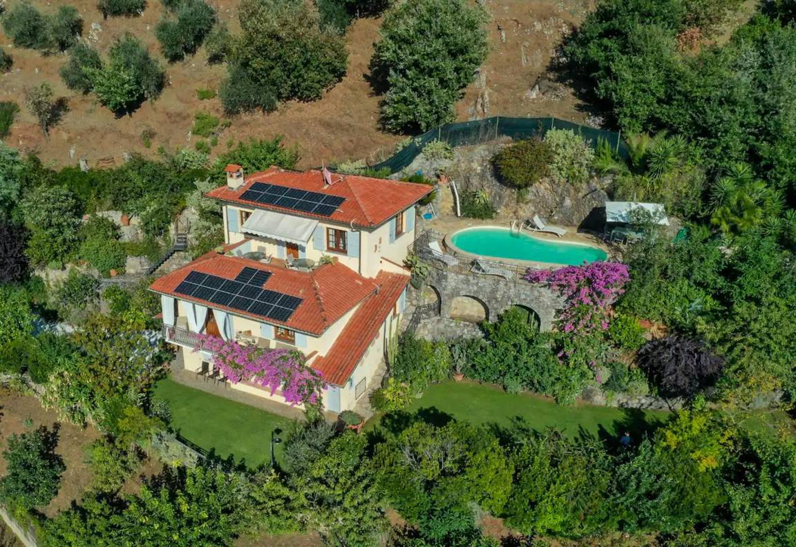 220 M² House ∙ 4 Bedrooms ∙ 11 Guests - Viareggio