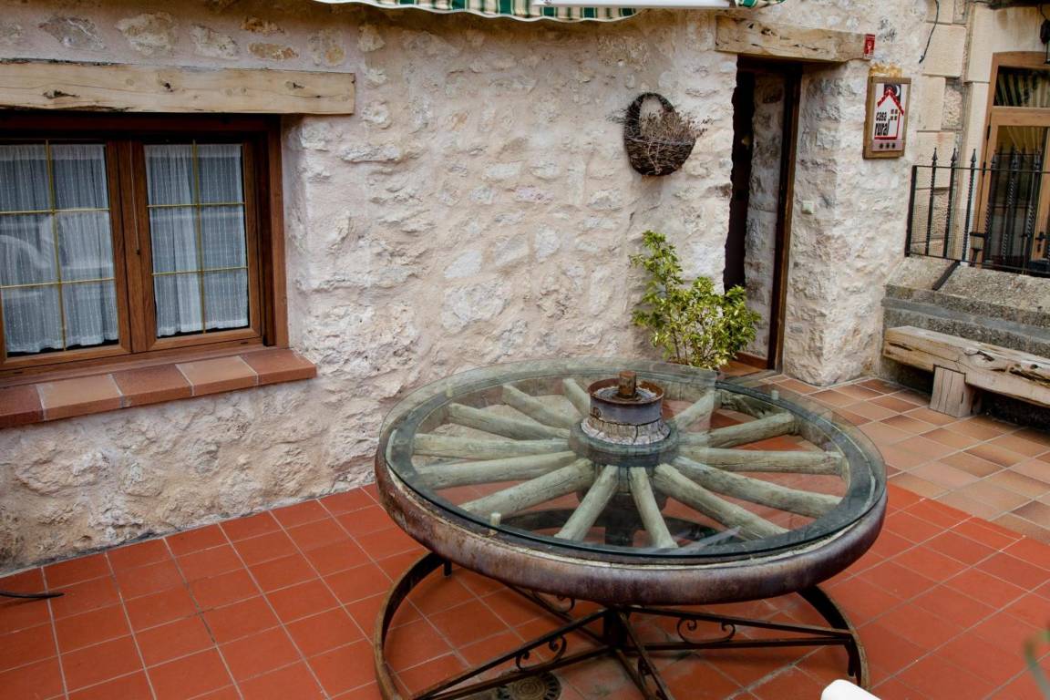 145 M² Casa ∙ 3 Habitaciones ∙ 7 Huéspedes - Cerezo de Abajo