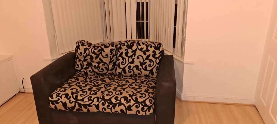 40 M² House ∙ 2 Bedrooms ∙ 4 Guests - Sutton Coldfield
