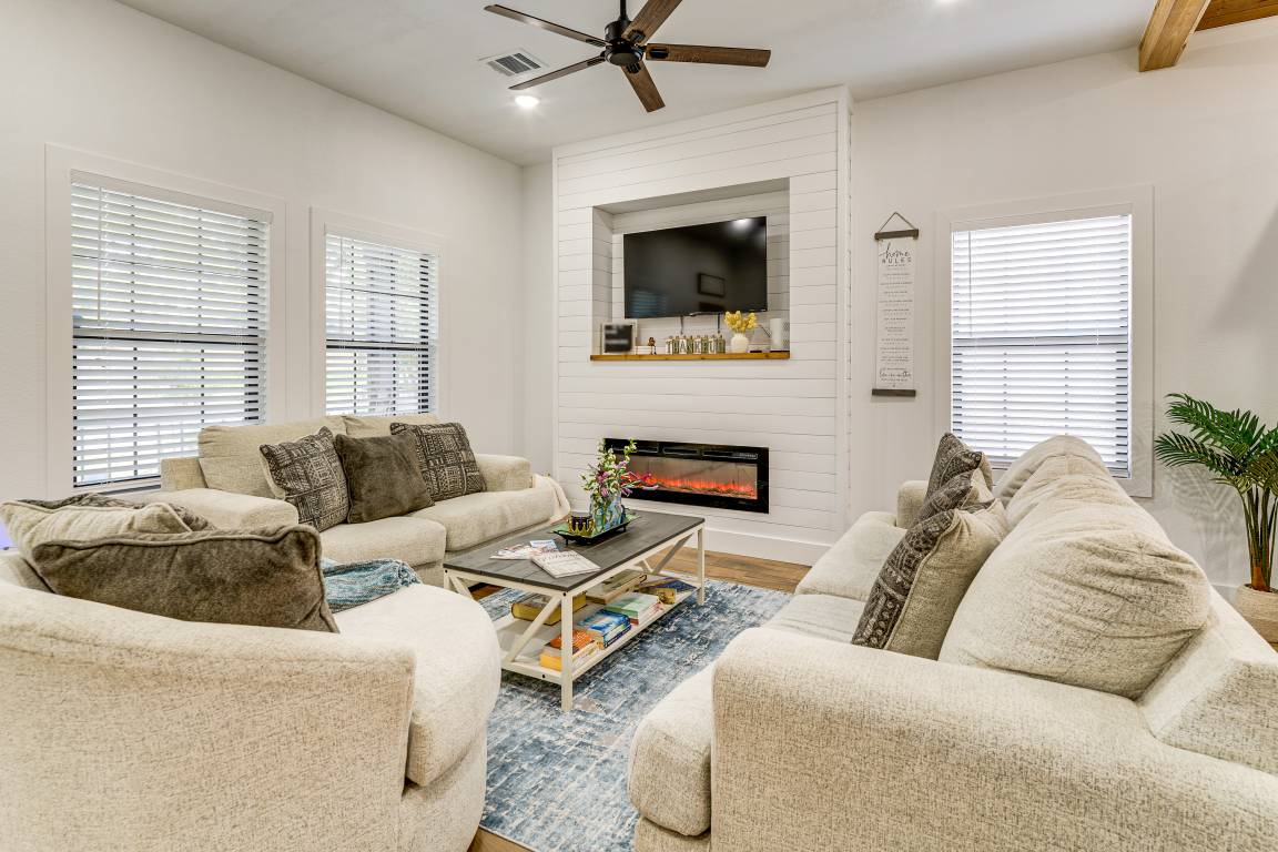 121 M² House ∙ 3 Bedrooms ∙ 6 Guests - Brenham, TX