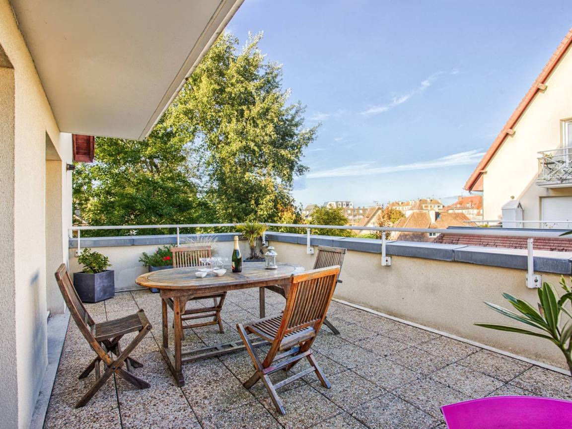 70 M² Appartement ∙ 2 Chambres ∙ 6 Personnes - Ouistreham