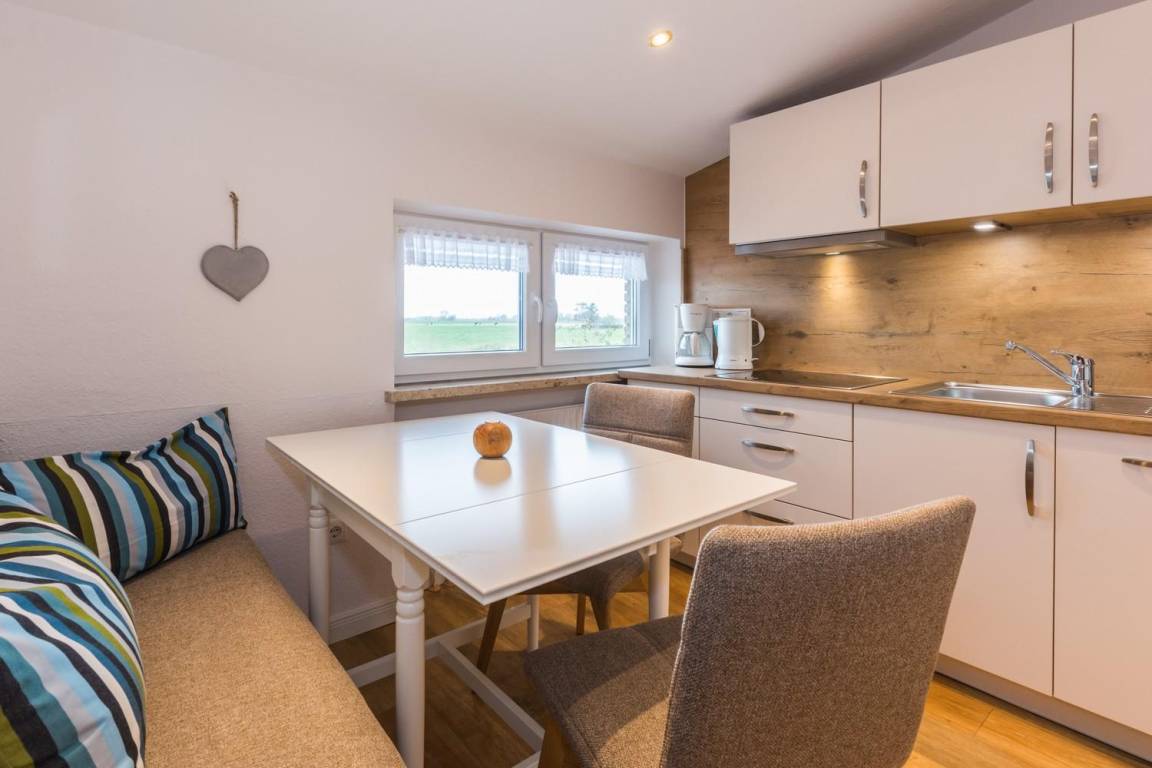 50 M² Ferienwohnung ∙ 1 Schlafzimmer ∙ 4 Gäste - Hage