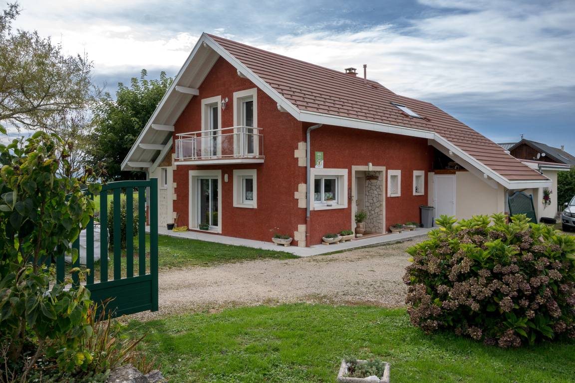 120 M² Maison De Vacances ∙ 3 Chambres ∙ 6 Personnes - Lépin-le-Lac