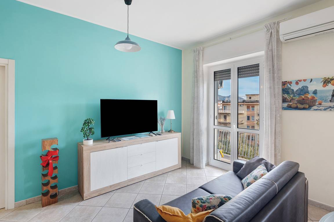 115 M² Apartment ∙ 3 Bedrooms ∙ 8 Guests - Salerno