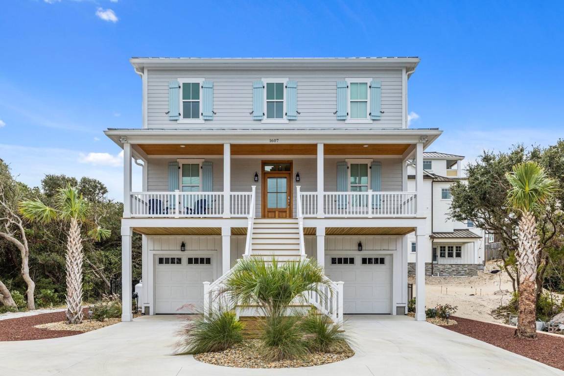 House ∙ 4 Bedrooms ∙ 10 Guests - Atlantic Beach, NC