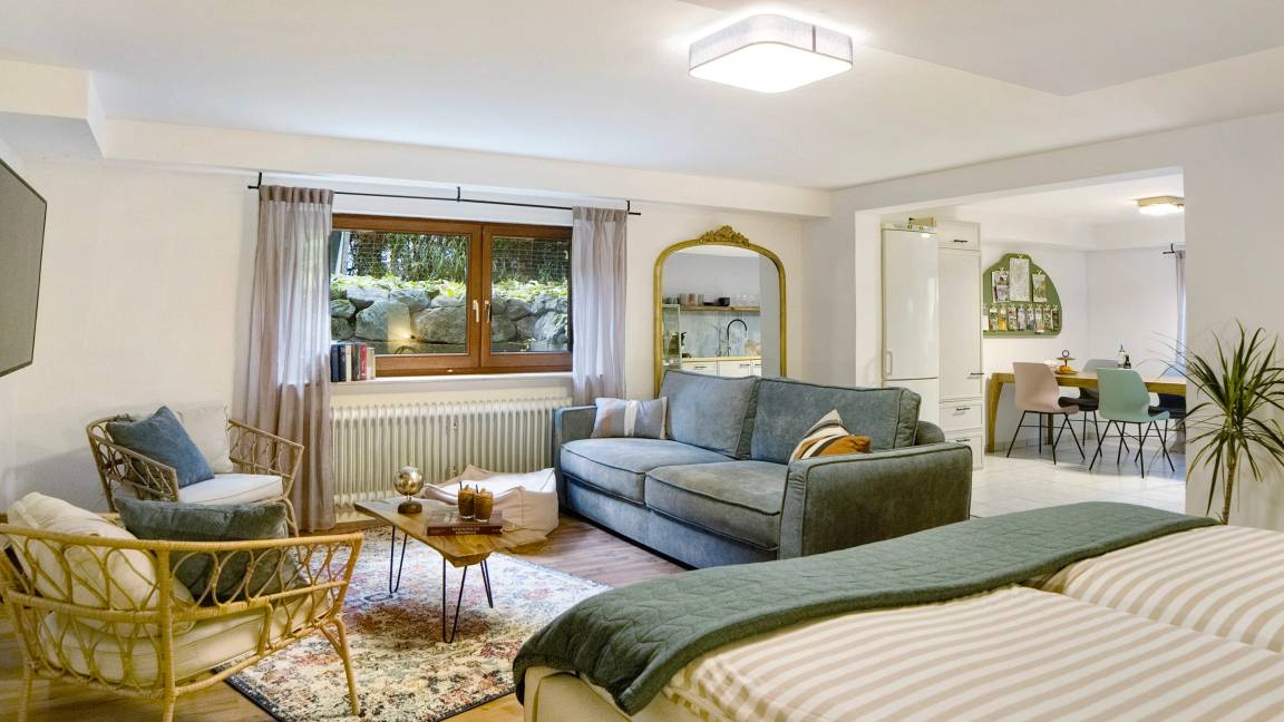 57 M² Ferienwohnung ∙ 1 Schlafzimmer ∙ 4 Gäste - Merdingen