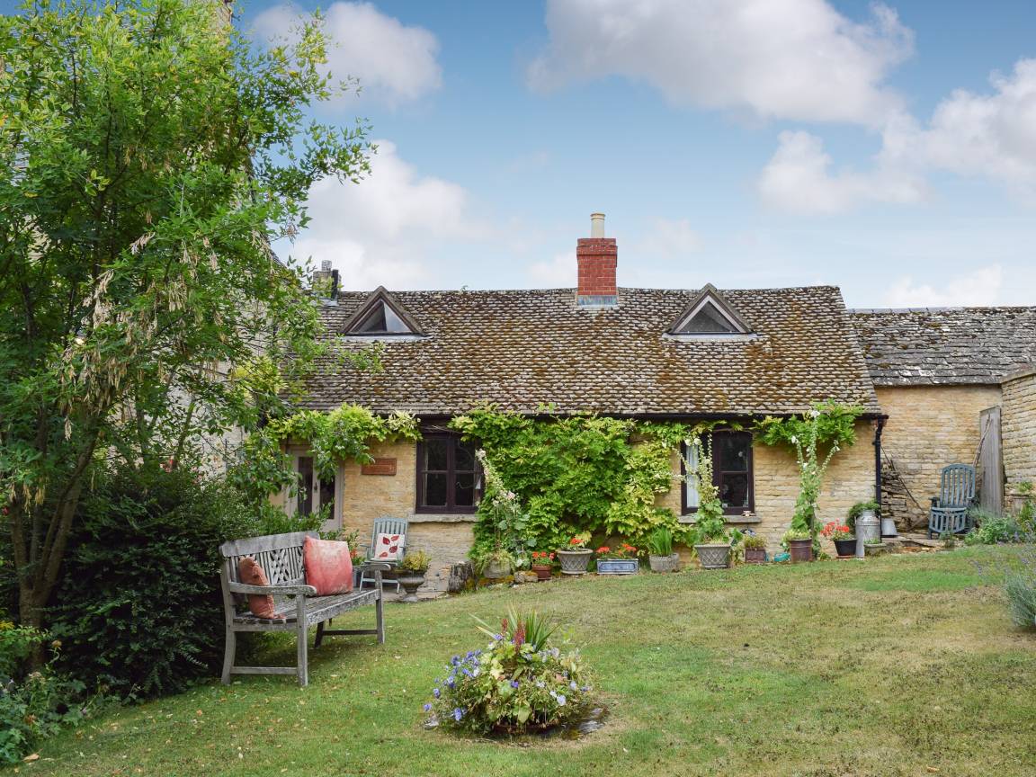 Cottage ∙ 2 Bedrooms ∙ 4 Guests - Chipping Norton