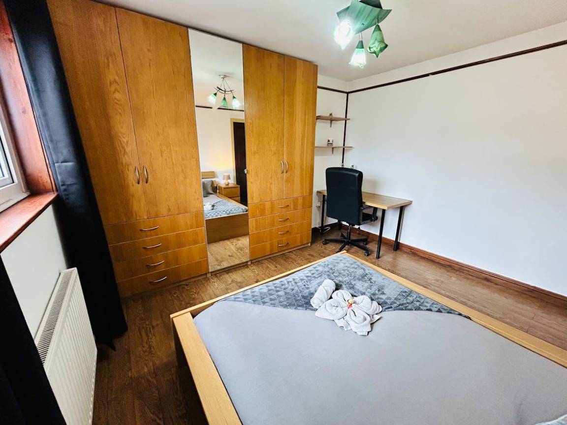 125 M² Casa ∙ 3 Habitaciones ∙ 8 Huéspedes - Brístol