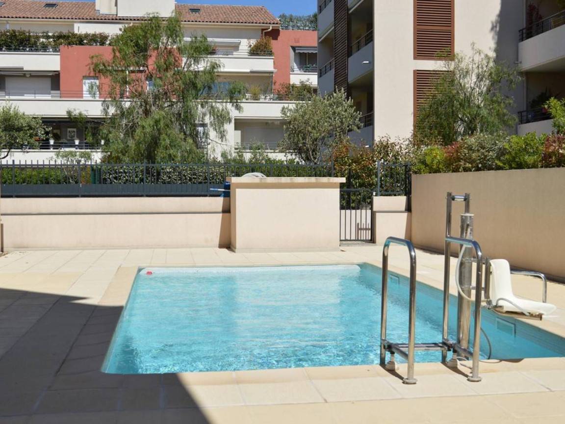 65 M² Apartment ∙ 2 Bedrooms ∙ 4 Guests - Saint-Raphaël
