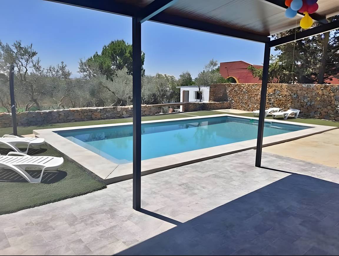 240 M² Casa ∙ 8 Habitaciones ∙ 18 Huéspedes - Morón de la Frontera
