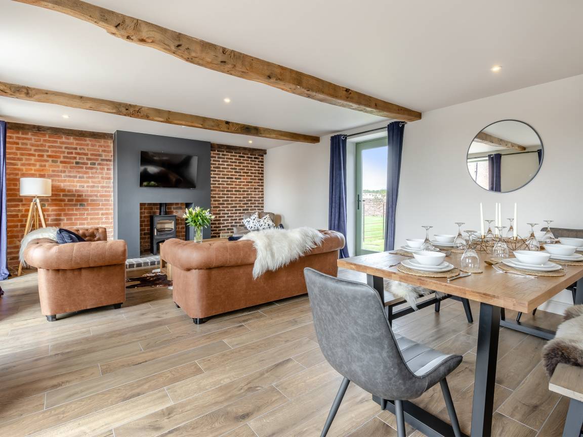 Cottage ∙ 4 Bedrooms ∙ 8 Guests - Shrewsbury