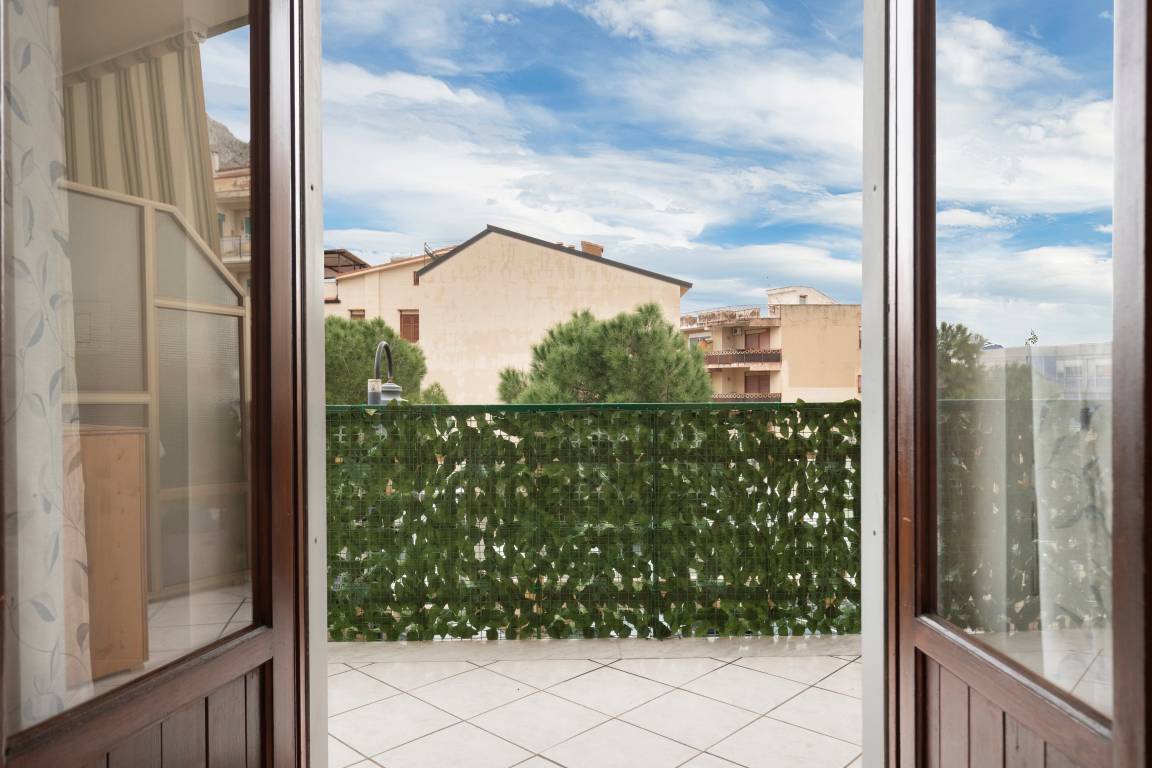 109 M² Ferienhaus ∙ 2 Schlafzimmer ∙ 5 Gäste - Carini