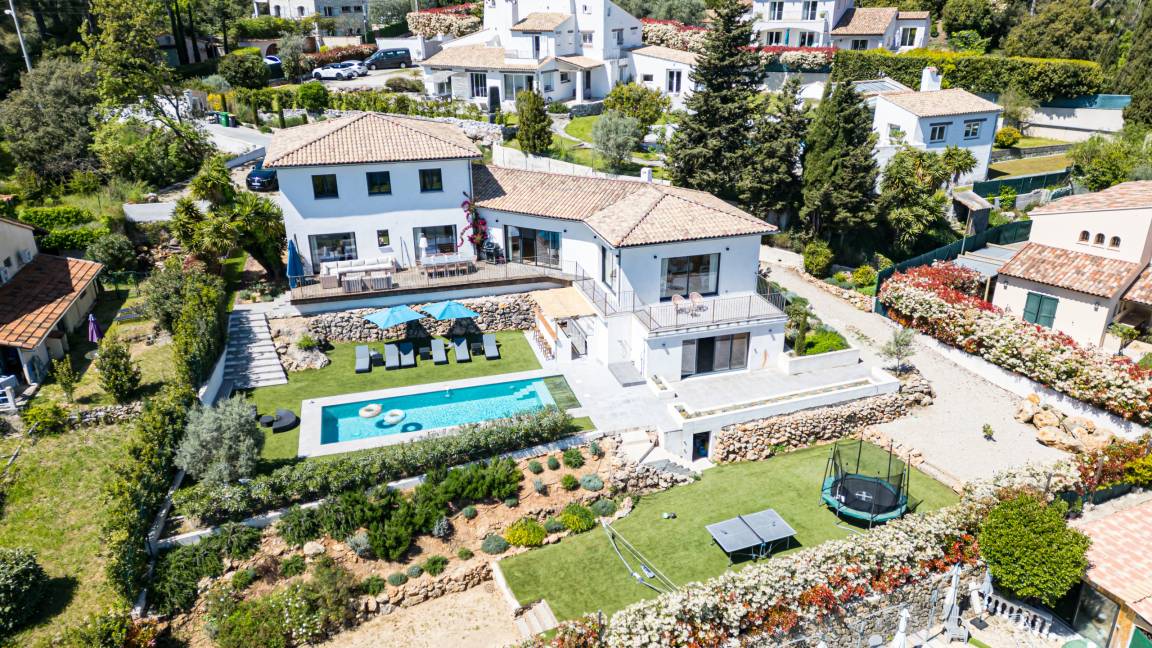 250 M² Villa ∙ 5 Schlafzimmer ∙ 10 Gäste - Vence