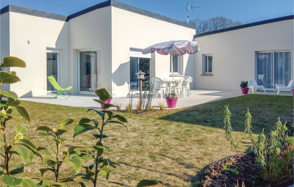 110 M² Ferienhaus ∙ 3 Schlafzimmer ∙ 6 Gäste - Lancieux