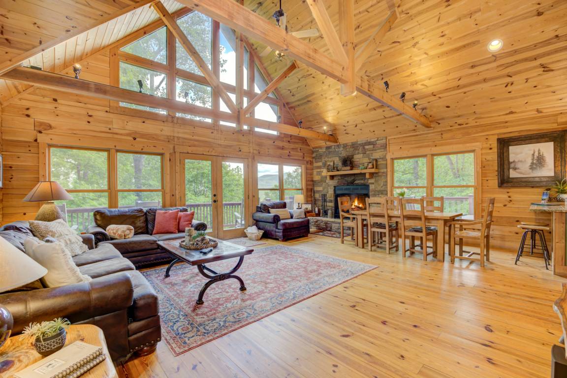 168 M² Cabin ∙ 3 Bedrooms ∙ 8 Guests - Jasper, GA