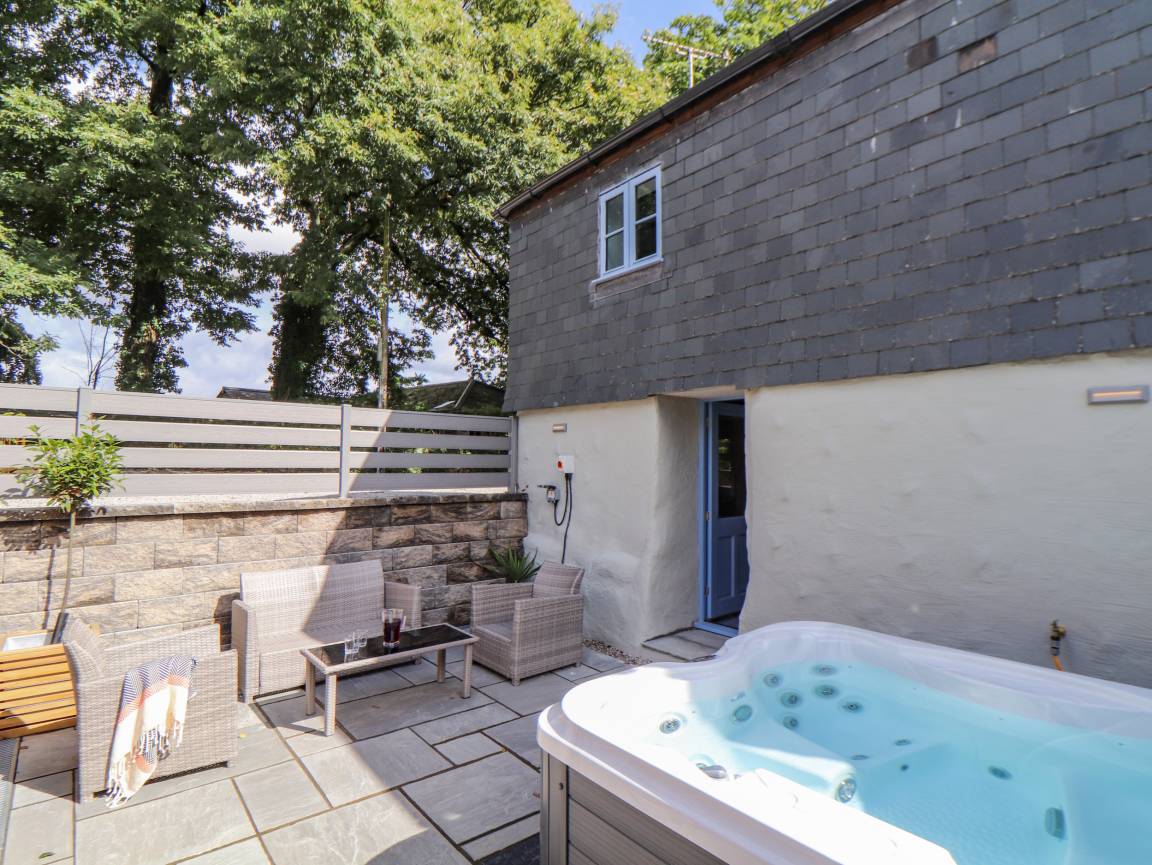105 M² Cottage ∙ 2 Bedrooms ∙ 4 Guests - Penryn