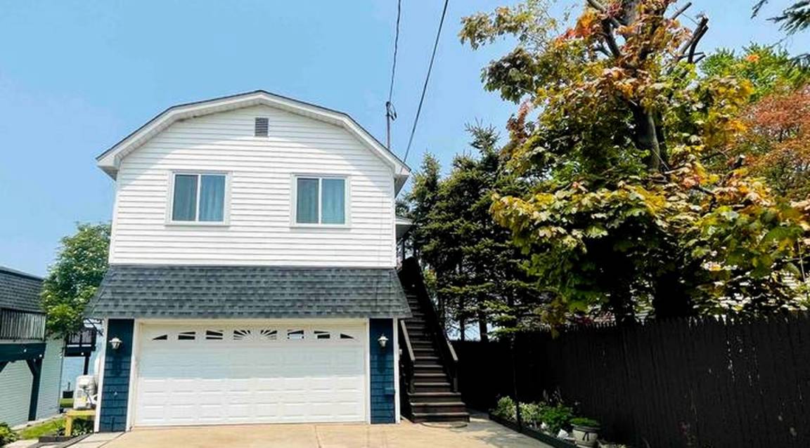 House ∙ 1 Bedroom ∙ 4 Guests - Golden Hill State Park, Barker