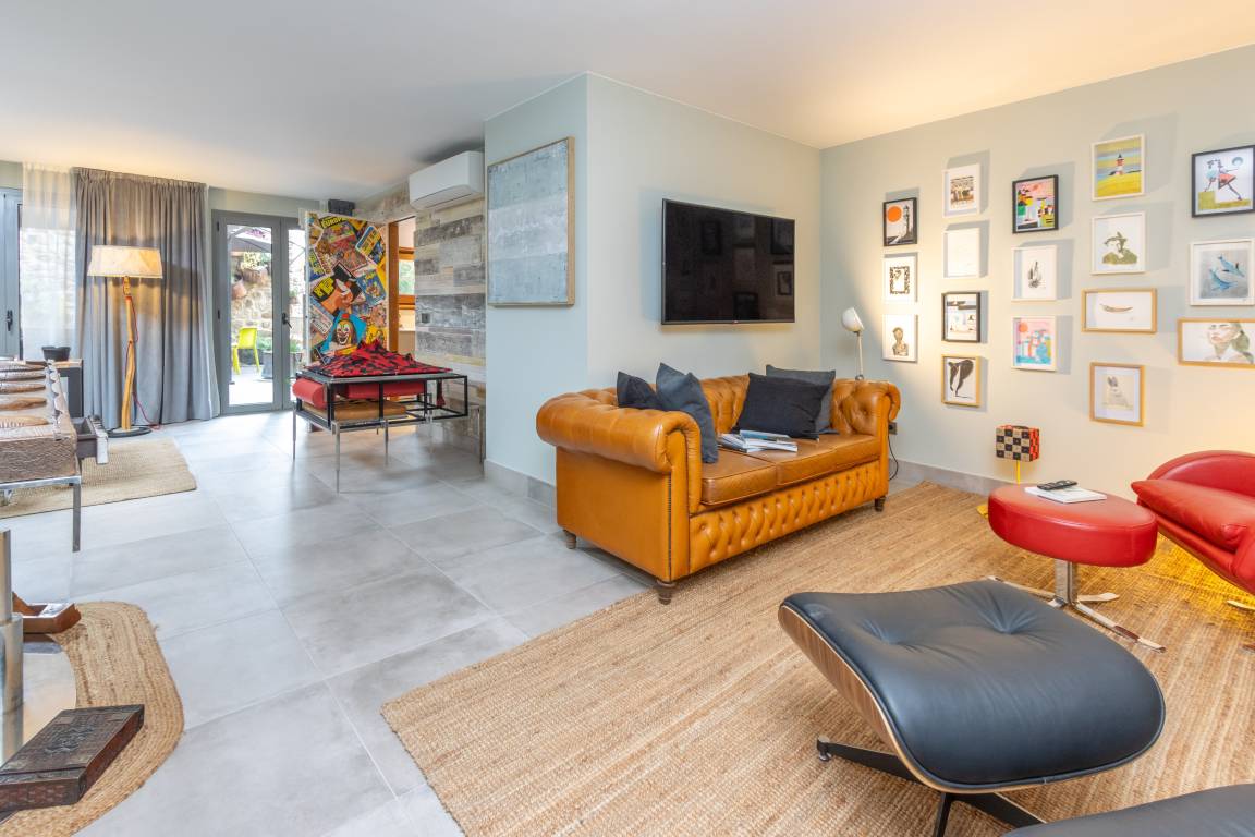 150 M² Apartamento ∙ 1 Habitación ∙ 2 Huéspedes - Banyoles