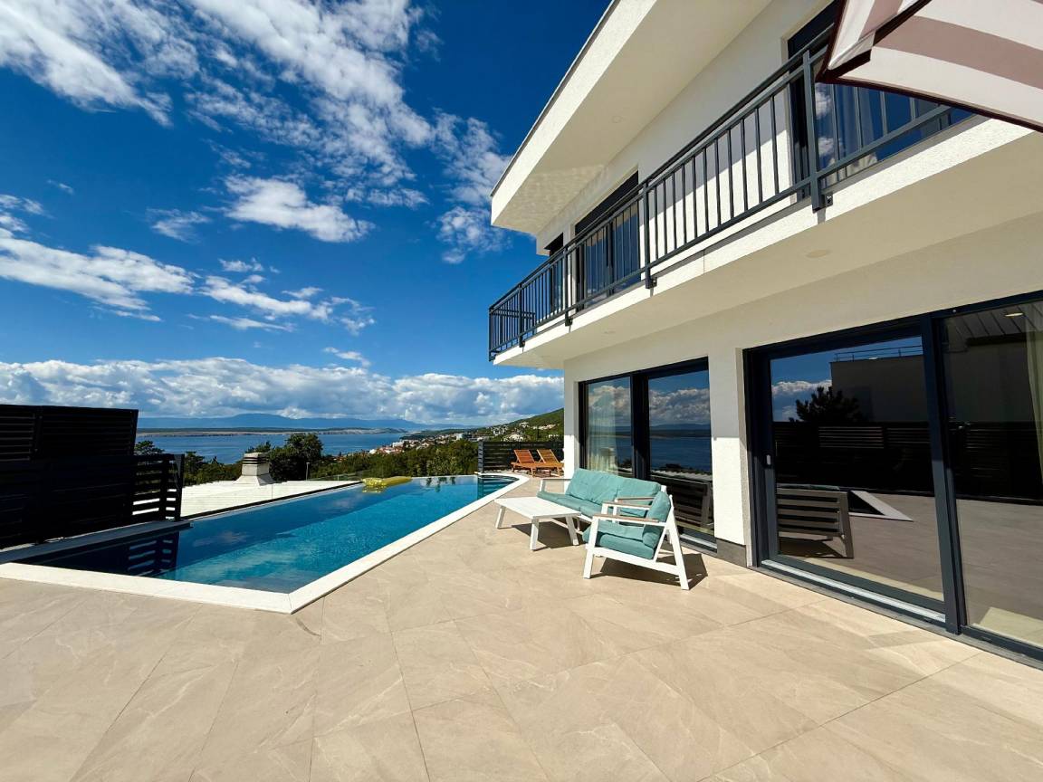 180 M² Ferienhaus ∙ 5 Schlafzimmer ∙ 10 Gäste - Crikvenica