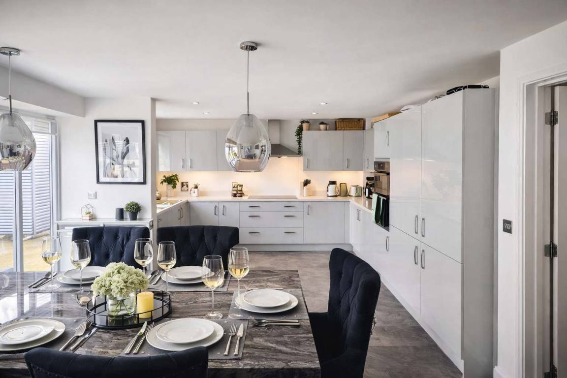 250 M² House ∙ 4 Bedrooms ∙ 7 Guests - Dartford