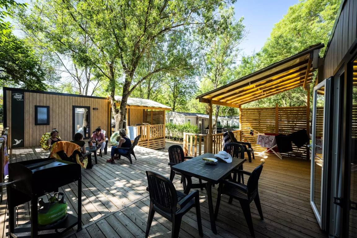 57 M² Mobil-home ∙ 4 Chambres ∙ 8 Personnes - Goudargues