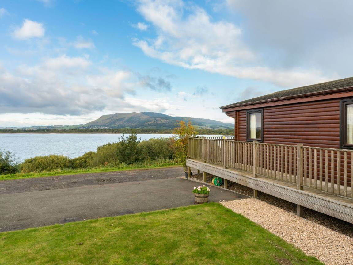 73 M² House ∙ 2 Bedrooms ∙ 4 Guests - Kinross