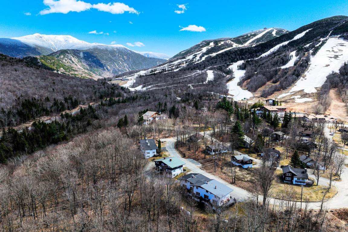 148 M² Apartment ∙ 3 Bedrooms ∙ 8 Guests - Bethlehem, NH