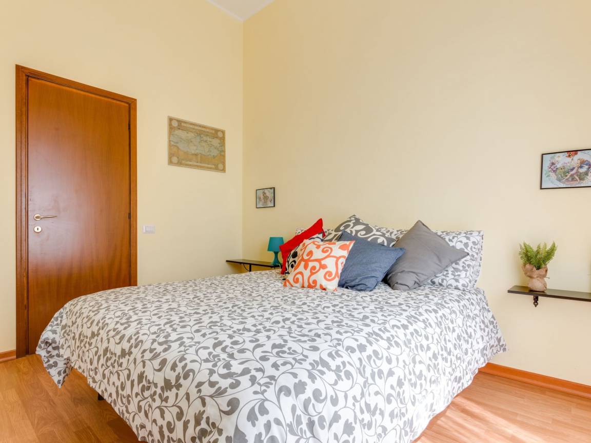 60 M² Apartamento ∙ 2 Habitaciones ∙ 5 Huéspedes - Roma