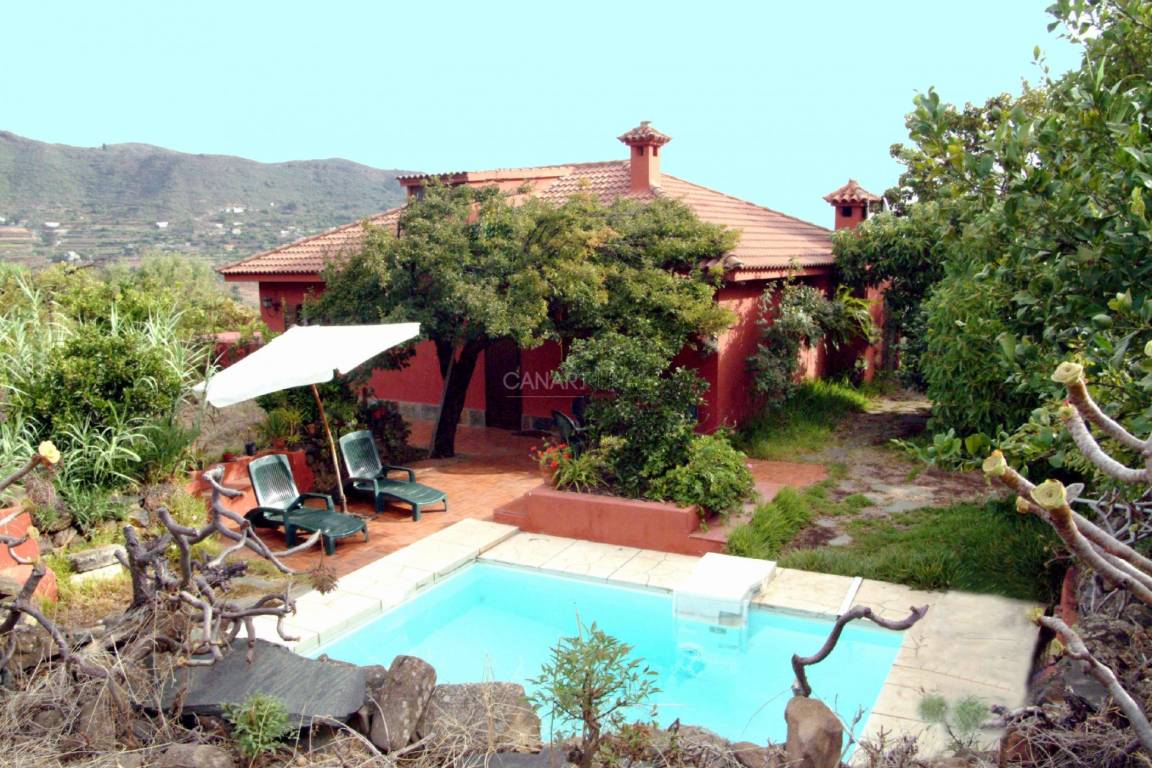 80 M² Casa Rural ∙ 3 Habitaciones ∙ 6 Huéspedes - Santa Brígida