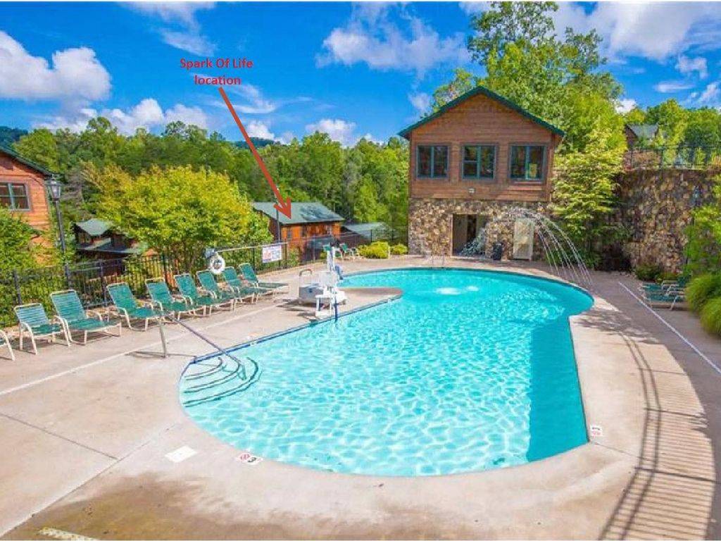 316 M² House ∙ 5 Bedrooms ∙ 16 Guests - Gatlinburg, TN