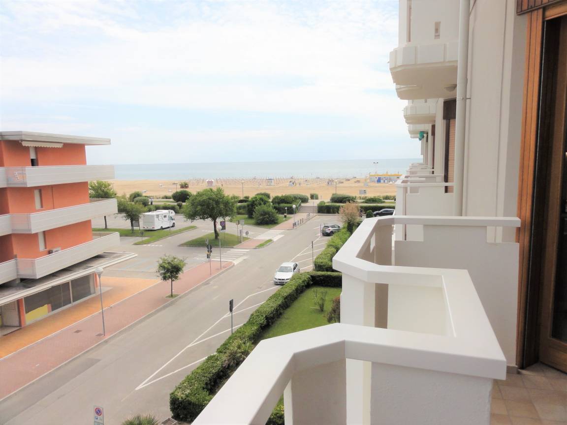 50 M² Huoneisto ∙ 3 Makuuhuonetta ∙ 7 Vierasta - Bibione