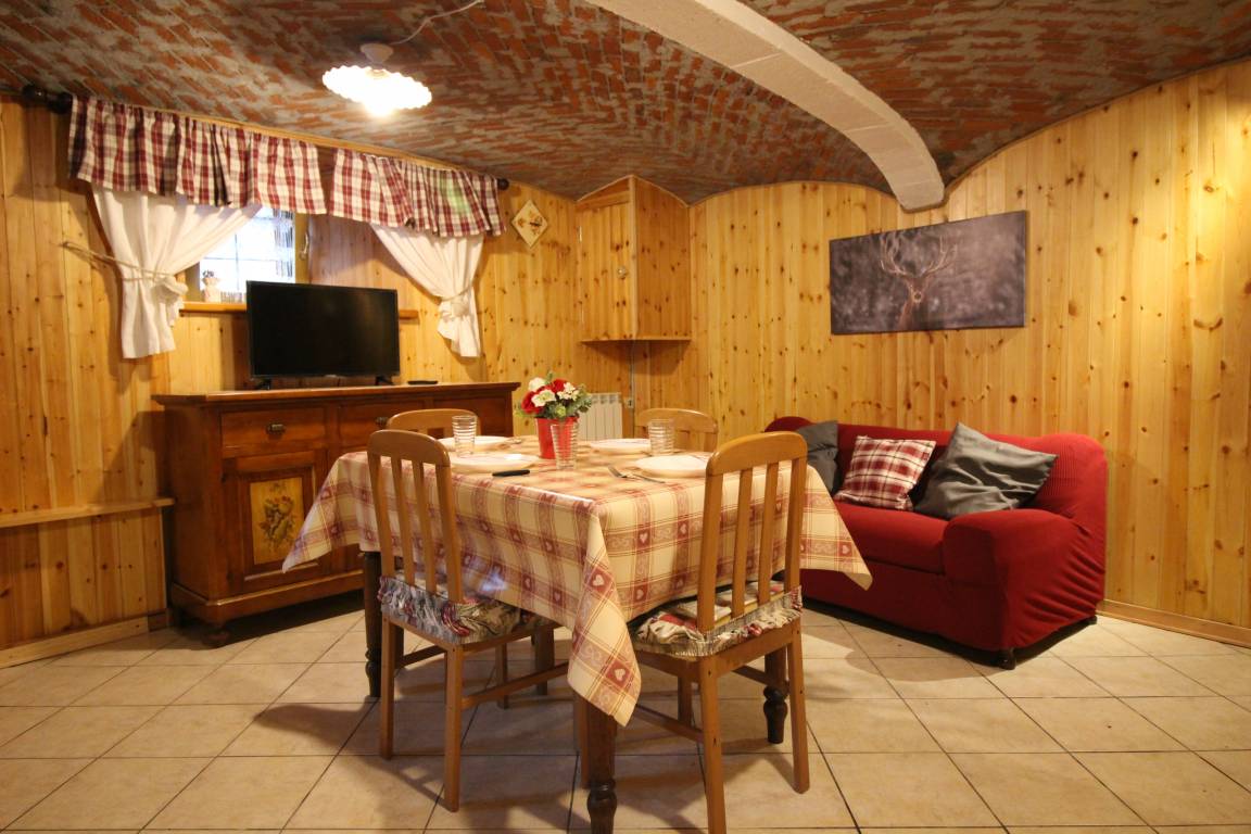 33 M² Appartamento ∙ 1 Camera Da Letto ∙ 4 Ospiti - Brusson