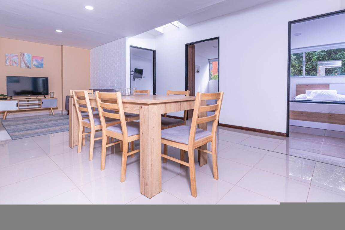 Apartamento ∙ 3 Habitaciones ∙ 7 Huéspedes - Medellín, Colombia