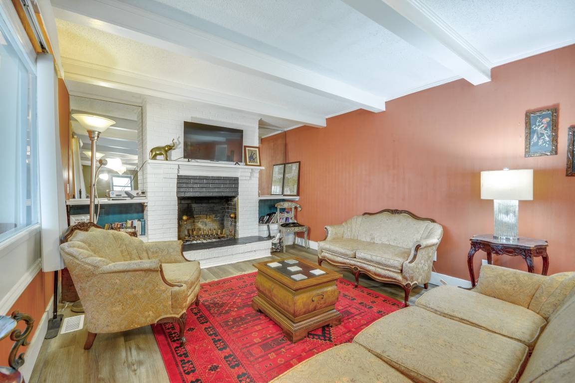 141 M² House ∙ 3 Bedrooms ∙ 6 Guests - Graham-Mebane Lake