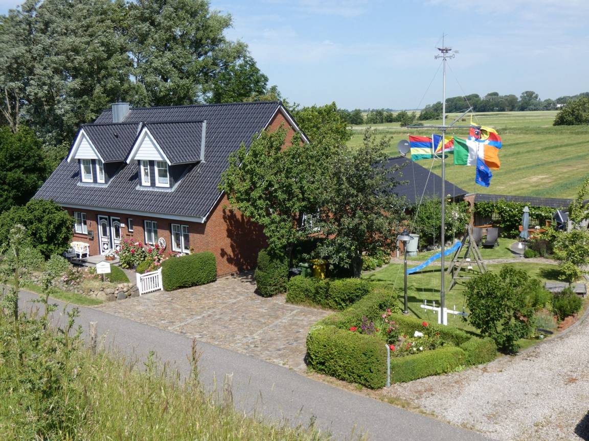 55 M² Ferienwohnung ∙ 1 Schlafzimmer ∙ 4 Gäste - Tönning