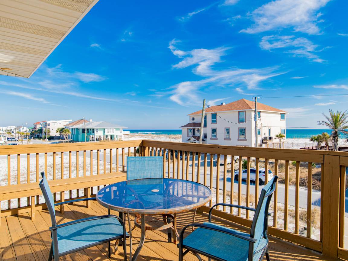 243 M² House ∙ 5 Bedrooms ∙ 14 Guests - Pensacola Beach, FL