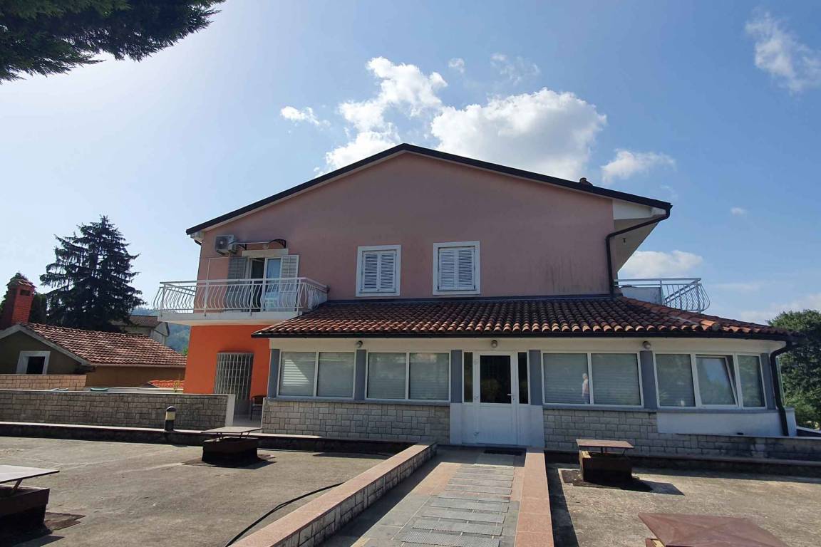 176 M² Appartement ∙ 3 Slaapkamers ∙ 6 Gasten - Istrië