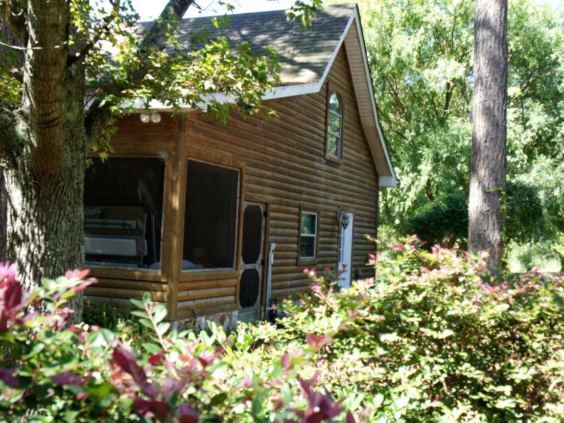 House ∙ 1 Bedroom ∙ 6 Guests - Georgia, GA