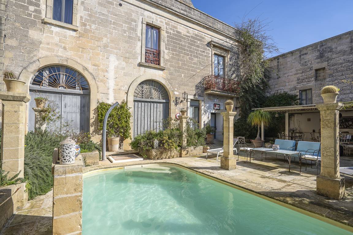 620 M² Villa ∙ 5 Slaapkamers ∙ 14 Gasten - Santa Cesarea Terme