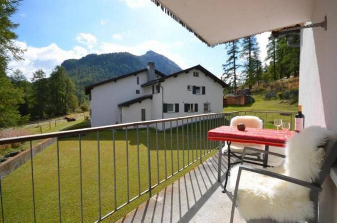40 M² Ferienwohnung ∙ 2 Schlafzimmer ∙ 4 Gäste - Pontresina
