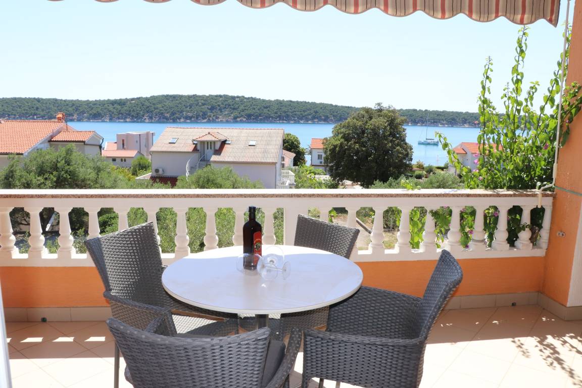 50 M² Ferienhaus ∙ 1 Schlafzimmer ∙ 3 Gäste - Banjol