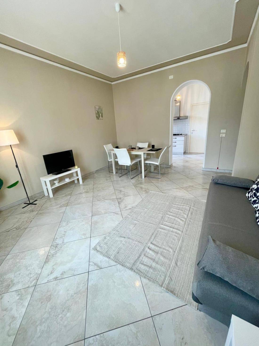 110 M² Ferienwohnung ∙ 3 Schlafzimmer ∙ 5 Gäste - Montecatini Terme