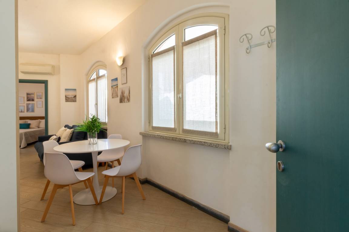 50 M² Villa ∙ 1 Slaapkamer ∙ 2 Gasten - Quartu Sant'Elena