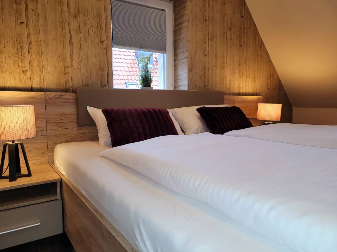 62 M² Ferienhaus ∙ 1 Schlafzimmer ∙ 6 Gäste - Halberstadt