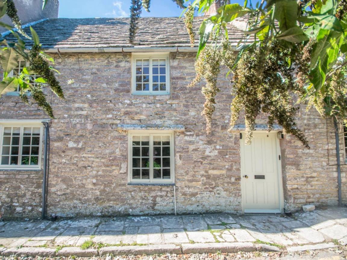 Cottage ∙ 3 Bedrooms ∙ 6 Guests - Swanage