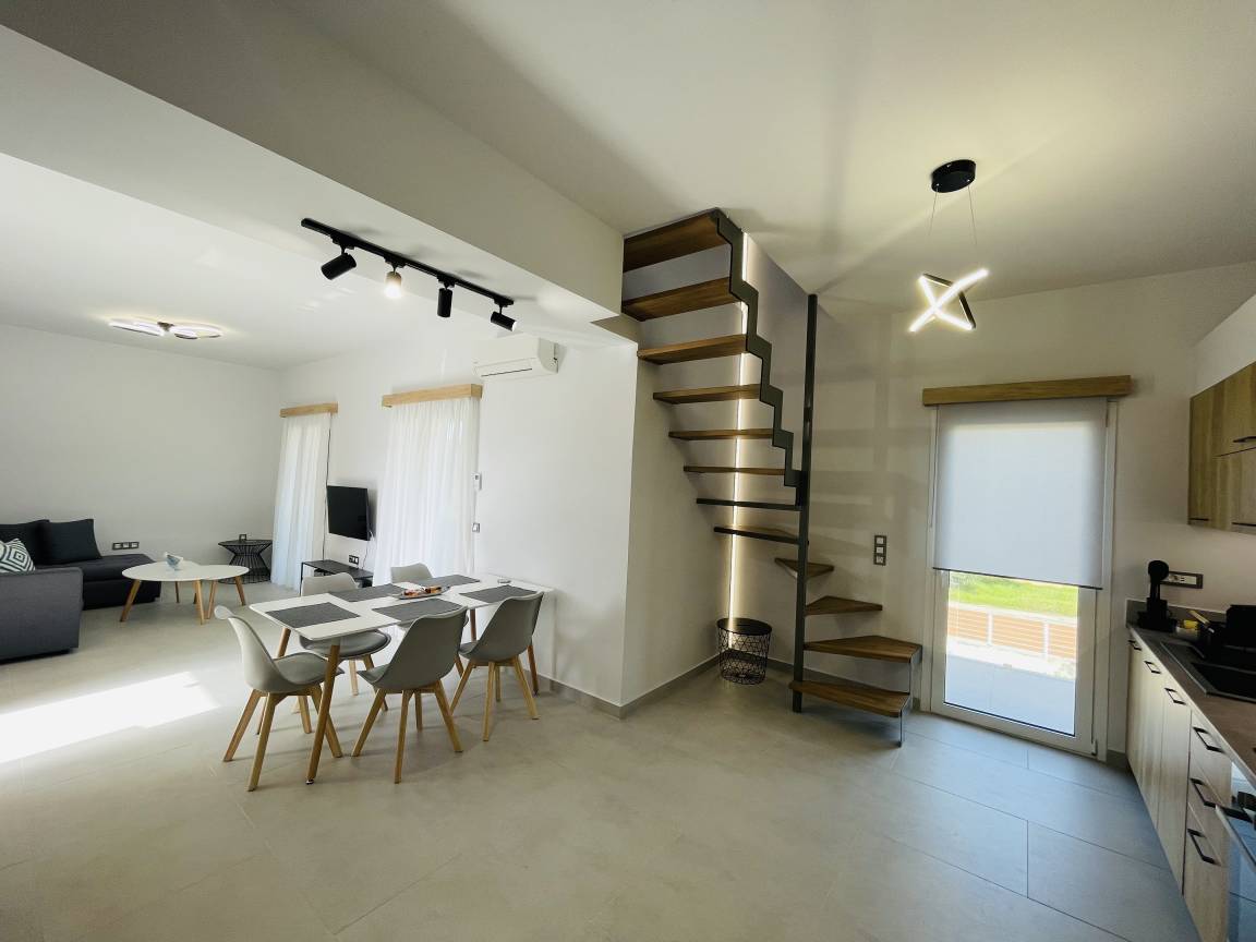 92 M² Private Room ∙ 3 Bedrooms ∙ 5 Guests - Керкира