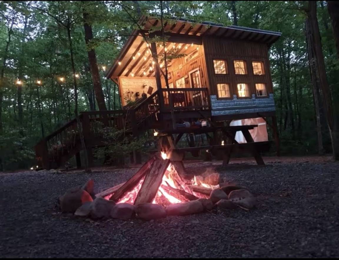 Acampamento ∙ 1 Quarto ∙ 2 Hóspedes - Tennessee