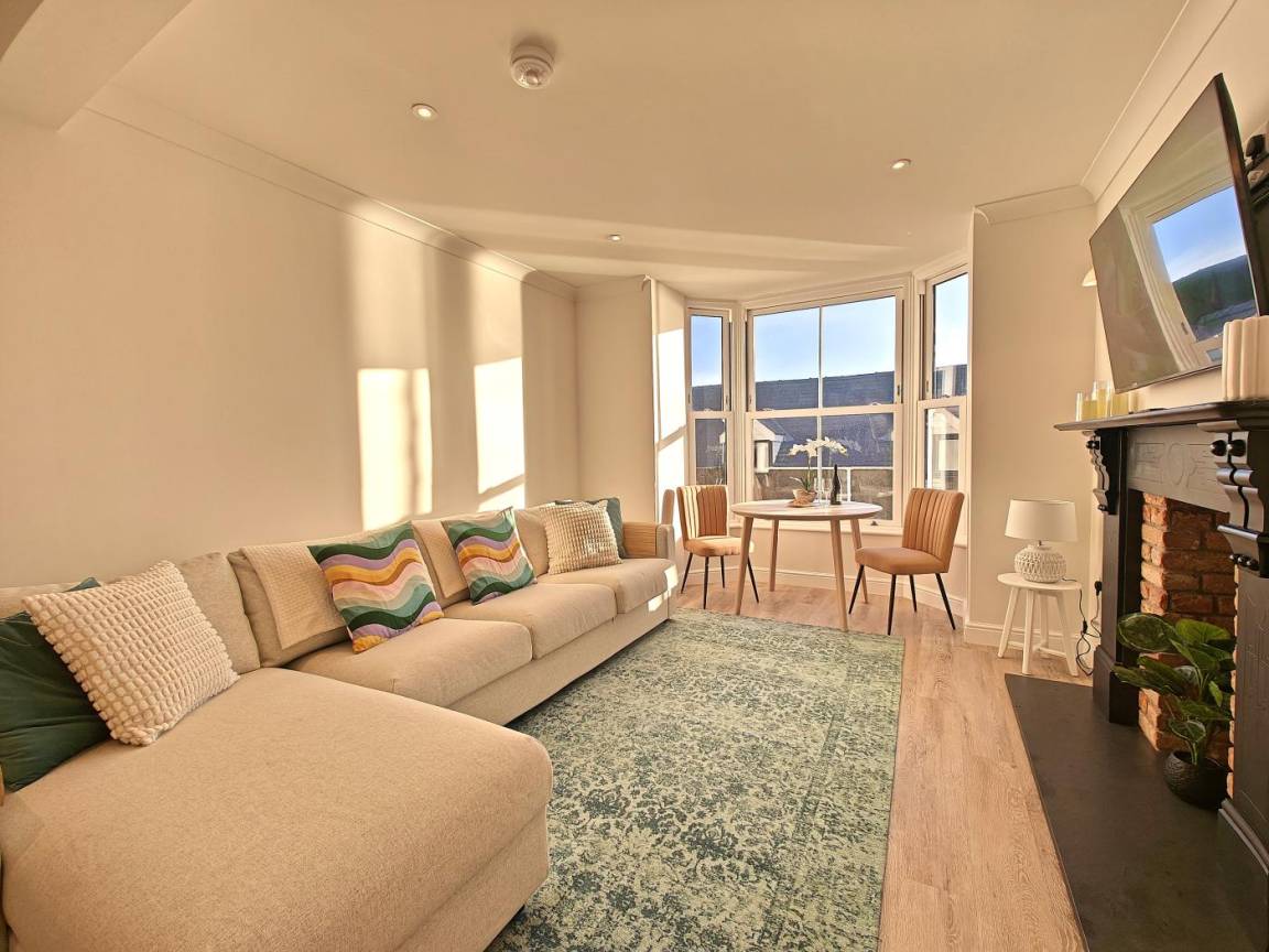 Cottage ∙ 3 Bedrooms ∙ 6 Guests - Aberdovey